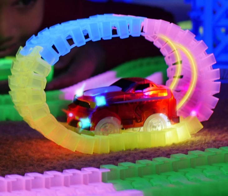 Magic Tracks RC with RC Turbo Race Cars $15.70 (REG $29.99 ...